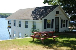 Accommodations – Sebago Lake Lodge